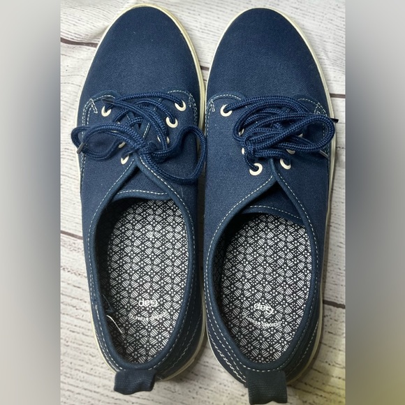 GAP | Shoes | Gap Mens Blue Canvas Casual Shoes Like New | Poshmark